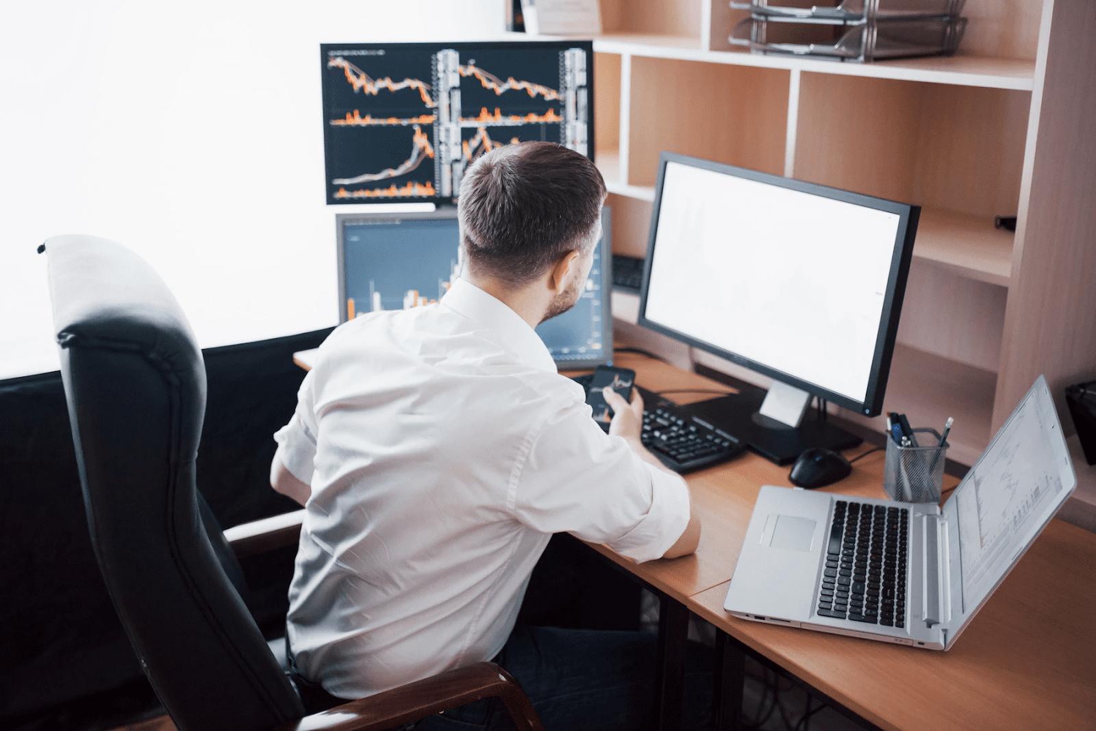 Ketahui Waktu Trading Forex Paling Tepat | HSB Investasi