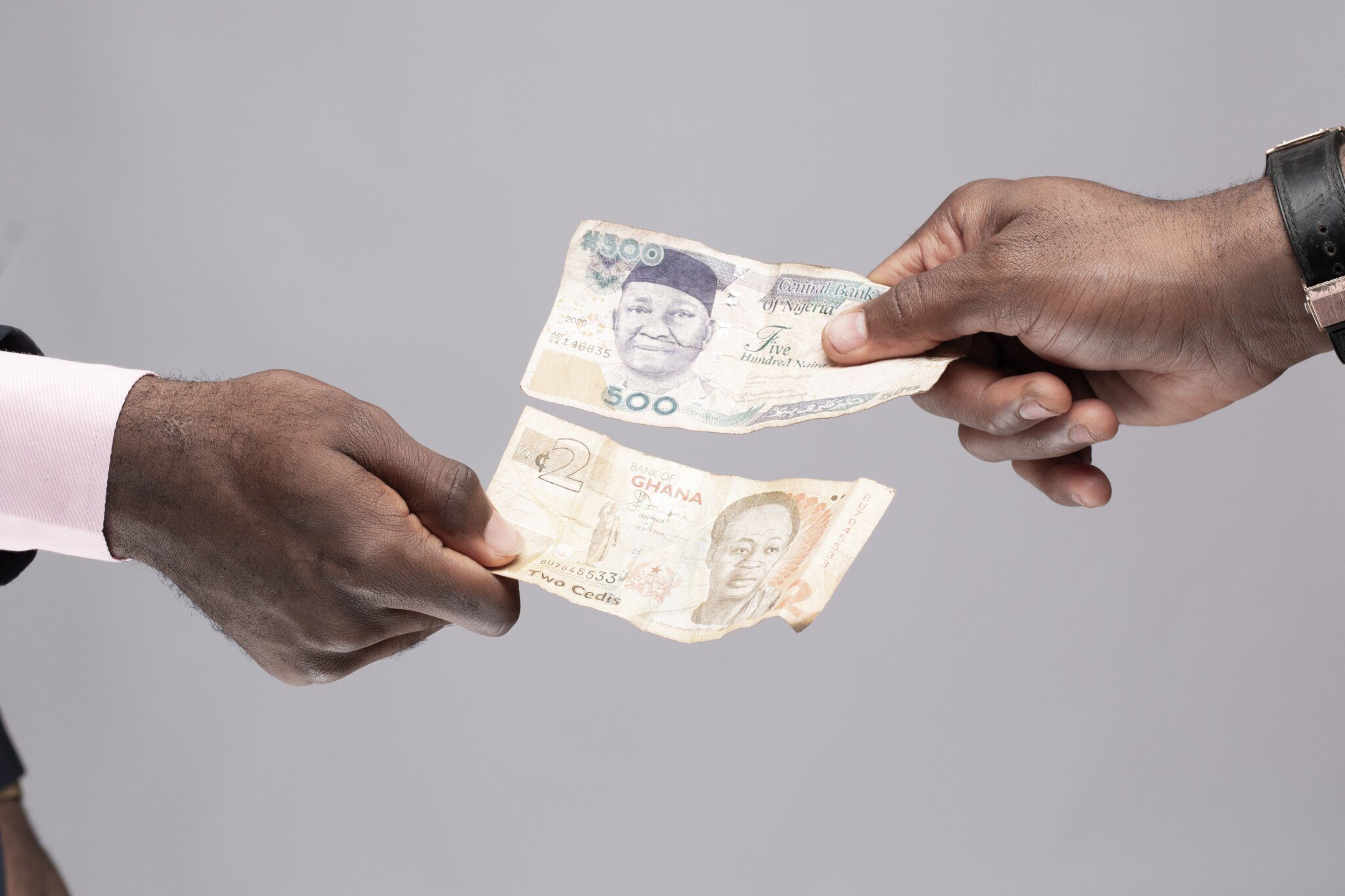 Memahami Jenis-Jenis Transaksi Pasar Valuta Asing | HSB Investasi