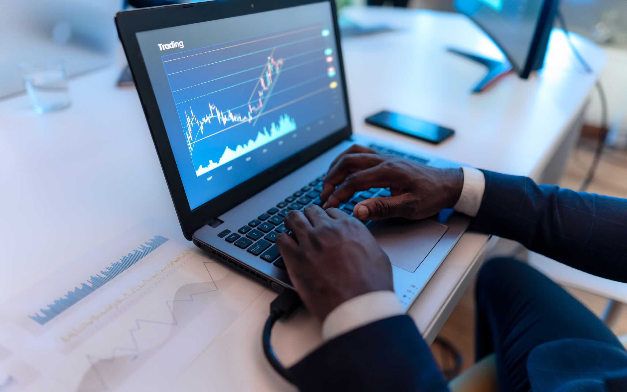Biografi Alexander Elder, Penulis Buku Trading for a Living | HSB Investasi