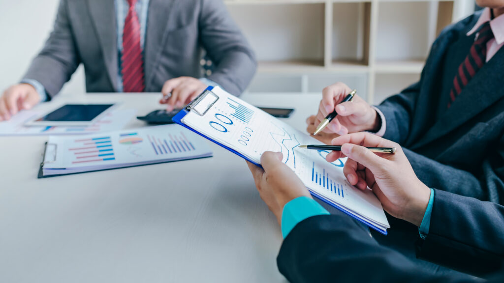 Mengenal Macro Trading dalam Pasar Forex | HSB Investasi